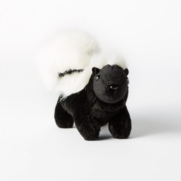 Skunk Finger Puppet by Fire the Imagination - RAM Shop